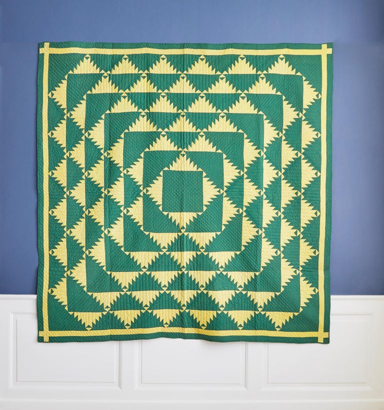 Vintage Patchwork Quilt For Sale at 1stDibs