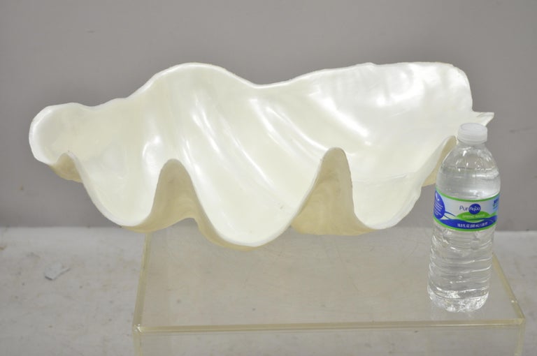 Vintage Pearlescent Molded Plastic Pearl Large Seashell Clam Shell ...