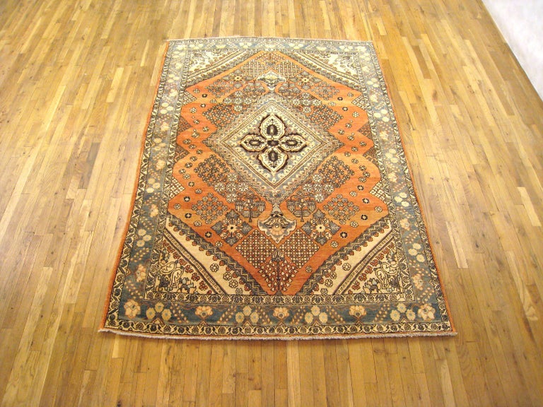 Vintage Persian Baktiari Oriental Rug, in Small Room size, w/ Medallion ...