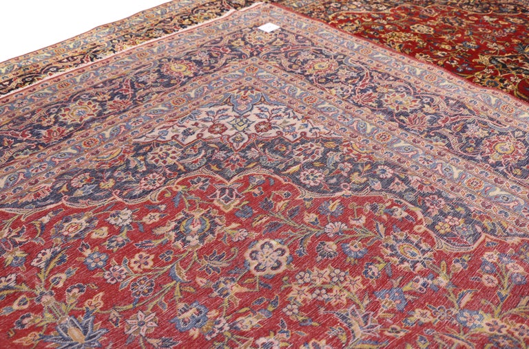 Vintage Persian Kashan Area Rug with Neoclassical Style For Sale at 1stDibs
