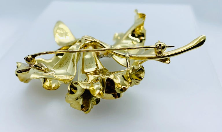 Vintage Peter Lindeman 18 Karat Yellow Gold and Diamond Floral Brooch ...