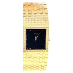 1960s Vintage Piaget Ref. 935A68 18 Karat Yellow Gold Textured Watch For Sale at 1stDibs ...