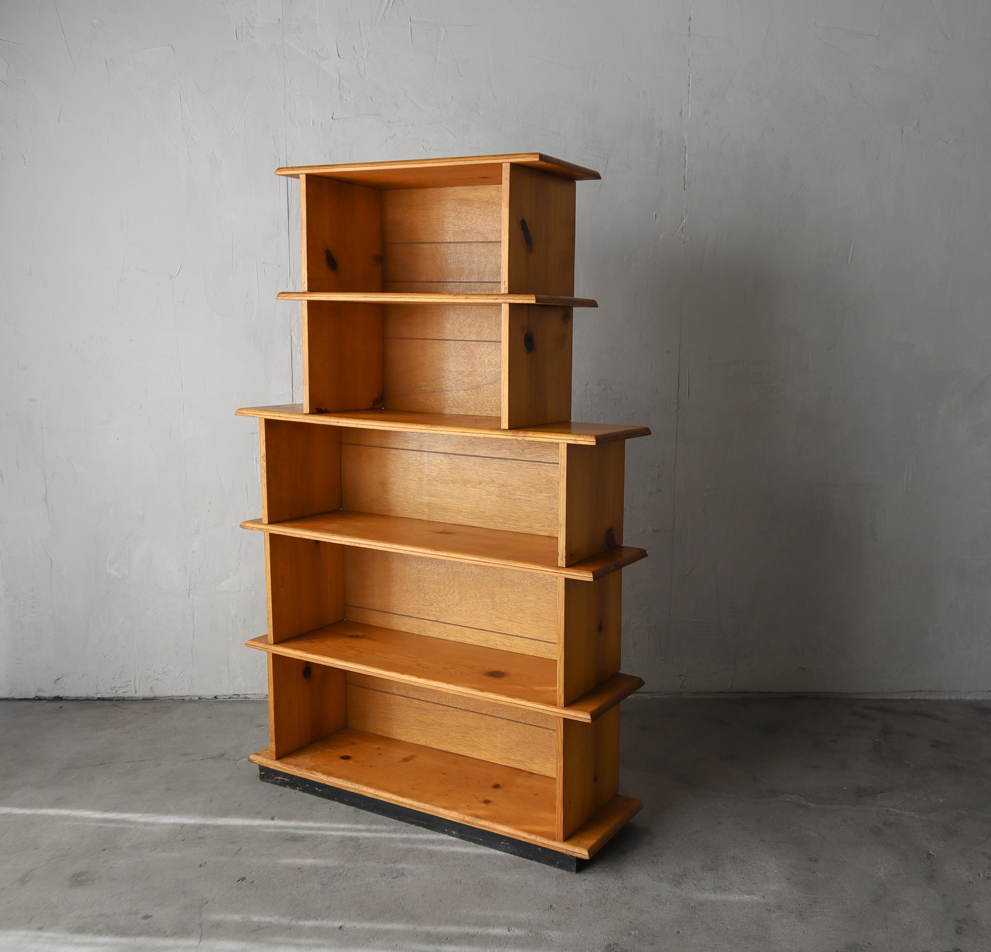 Vintage Pine Craftsman 5 Shelf Bookcase For Sale at 1stDibs | craftsman style bookcase