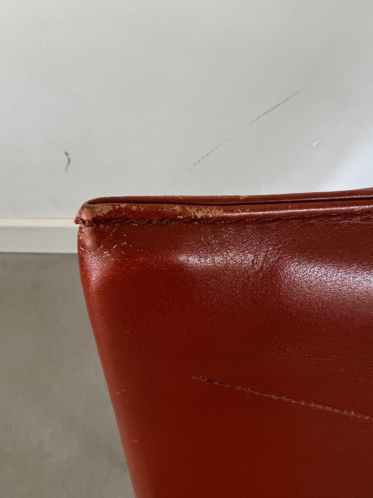 Vintage PK22 by Poul Kjaerholm in Leather / Fritz Hansen, '1985' For Sale at 1stDibs