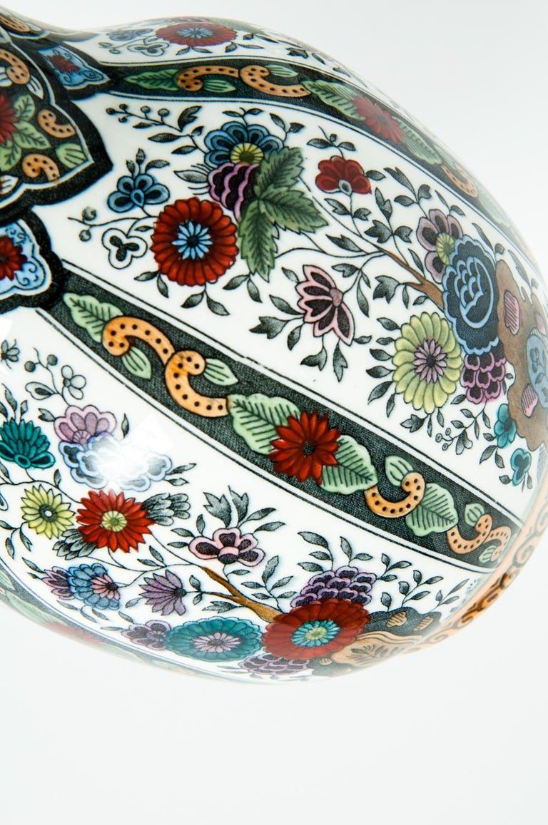 Vintage Porcelain Dutch Pair of Vases For Sale at 1stDibs
