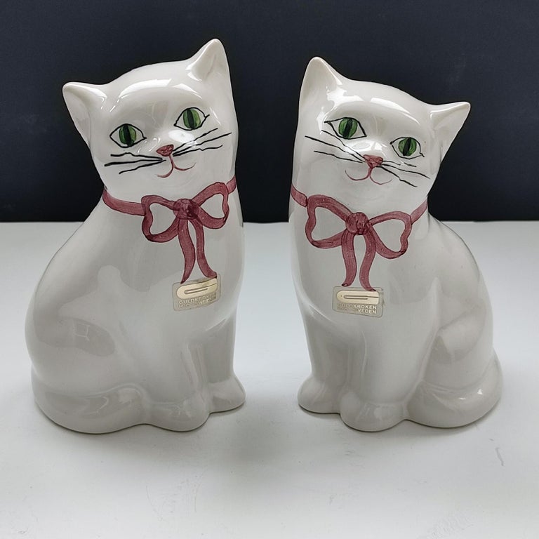Collectible Pair of Vintage Porcelain Cats 1970s For Sale at 1stDibs