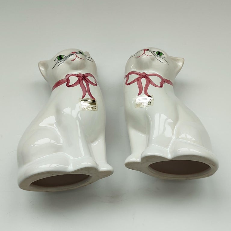 Collectible Pair of Vintage Porcelain Cats 1970s For Sale at 1stDibs