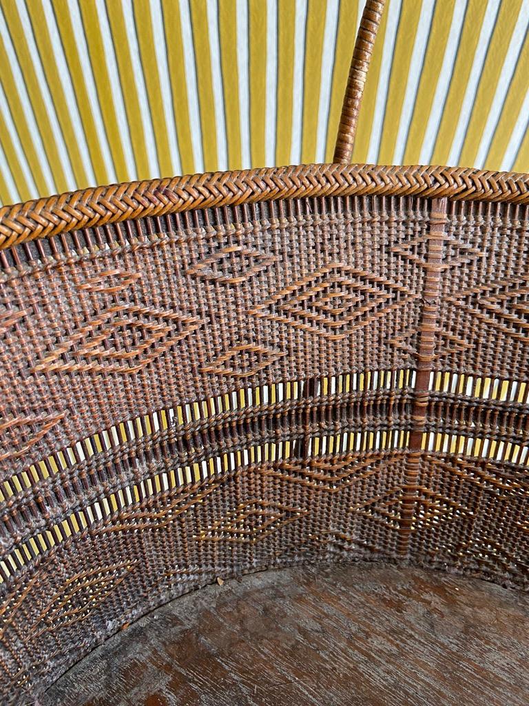 Vintage Rattan Basket with Details, France 20th Century For Sale at 1stDibs