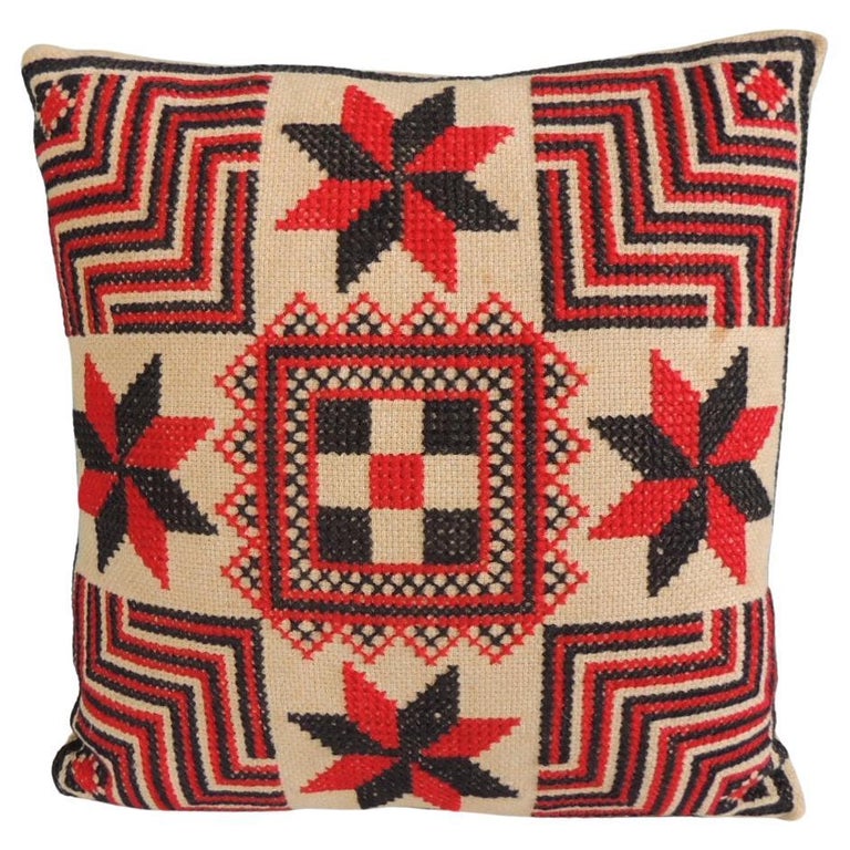 Vintage Red and Black Folk Art Pattern Woven Decorative Pillow For Sale ...