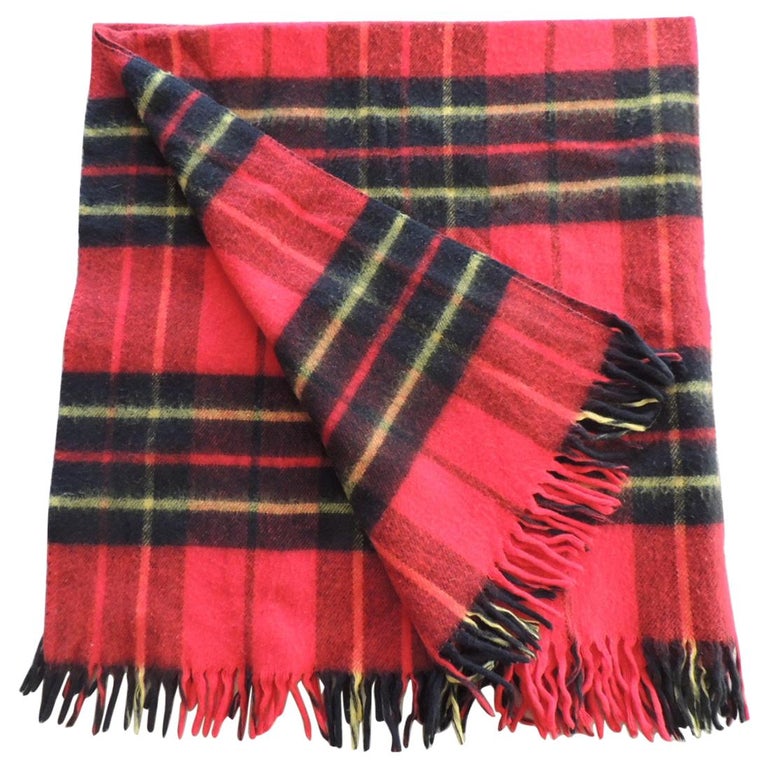 Vintage Red and Black Plaid Woolen Decorative Throw with Fringes For ...