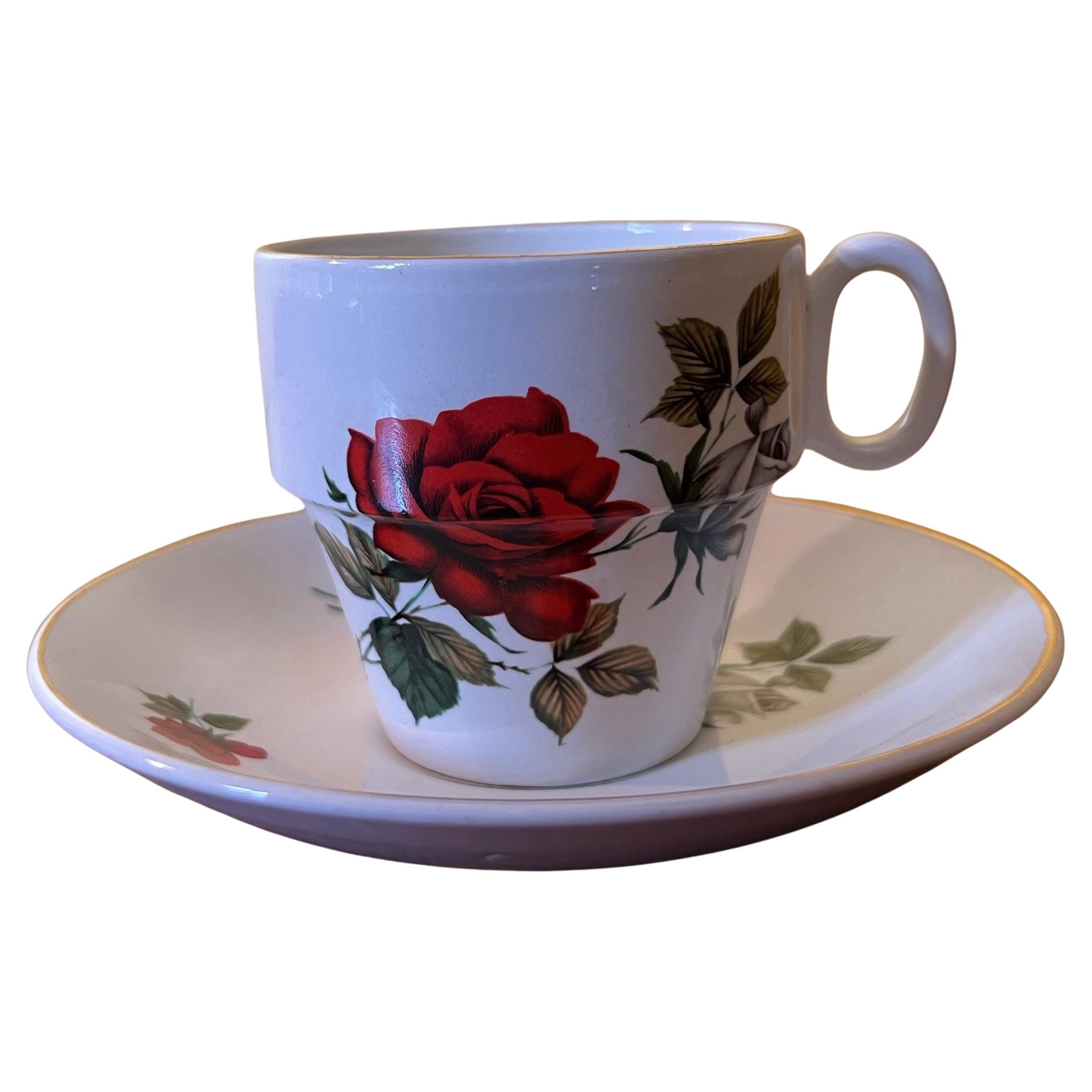 Vintage Red Rose Print Tea Cup and Saucer For Sale at 1stDibs