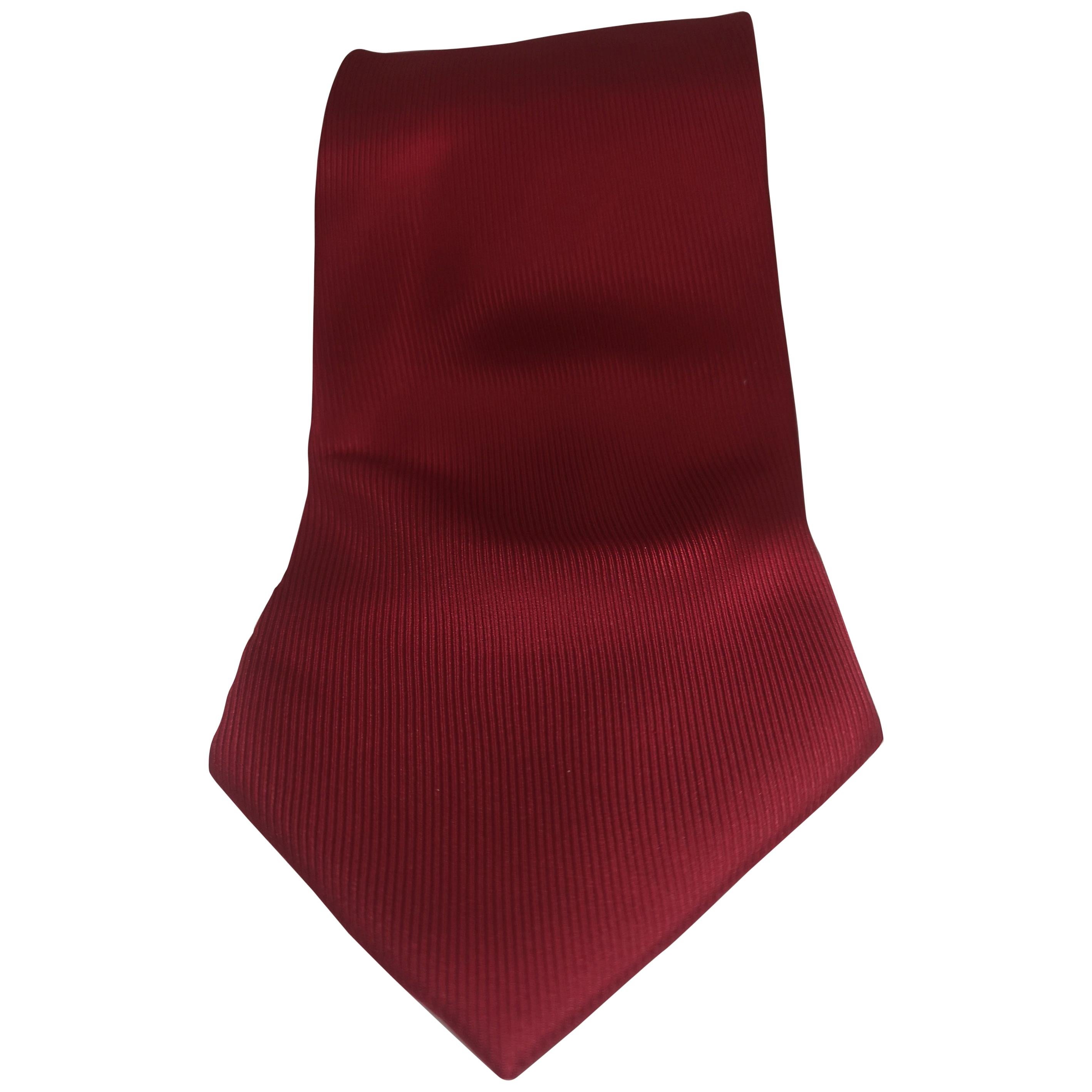 Vintage U Pavesi Milano 100% silk red tie For Sale at 1stDibs