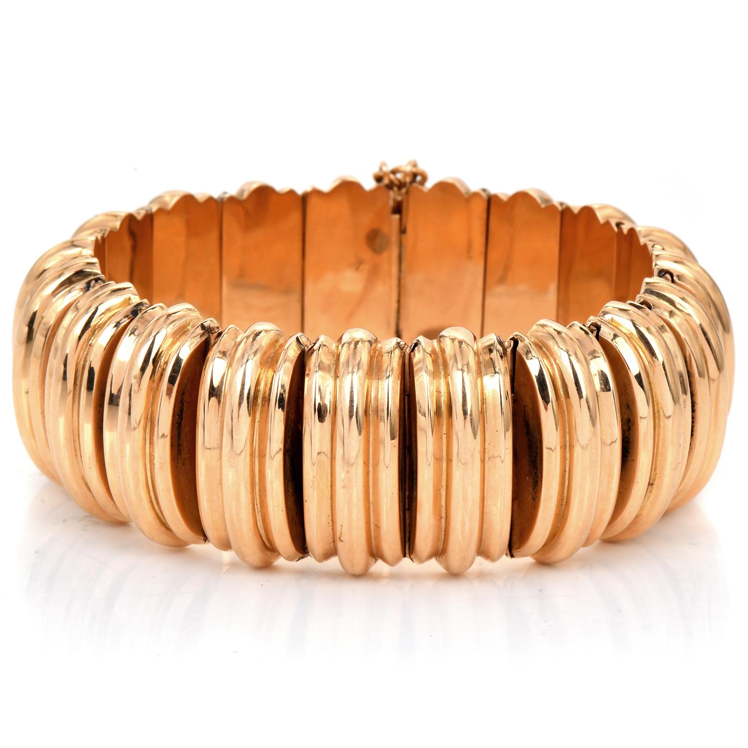 Vintage Retro 18k Gold Channeled Wide Link Chain Wide Bracelet For Sale ...