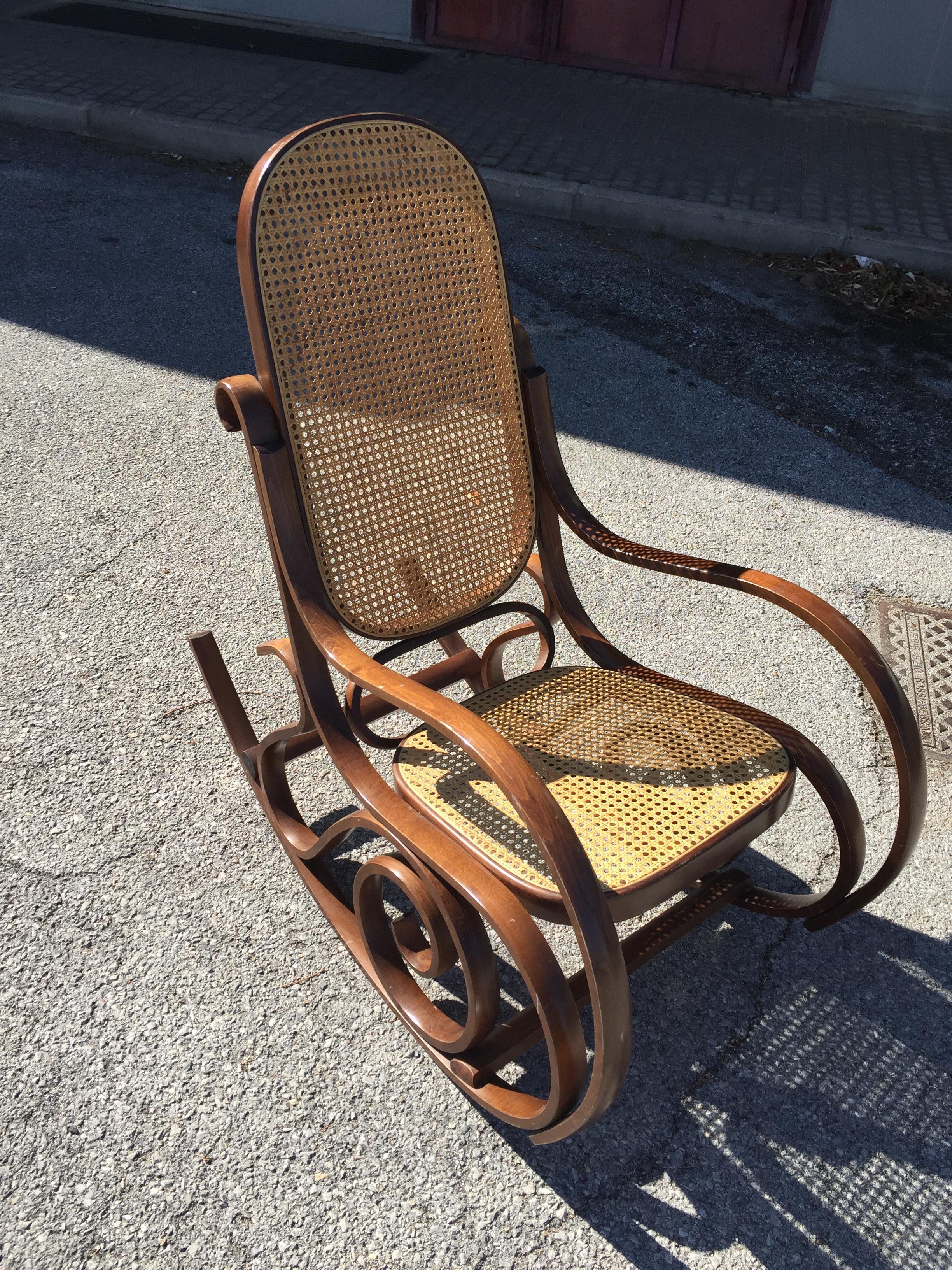 Vintage Rocking Chair, Wood and Vienna Straw Armchair Vimini, Thonet ...