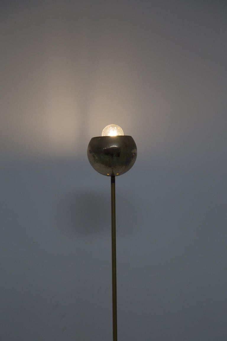 Vintage Round Floor Lamp in Brass For Sale at 1stDibs