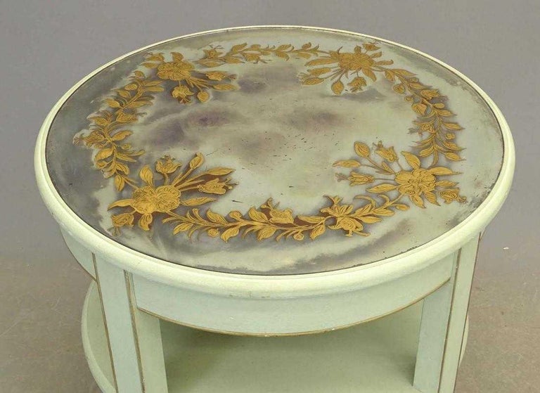 Vintage Round Side or End Decorative Lamp Table For Sale at 1stDibs ...