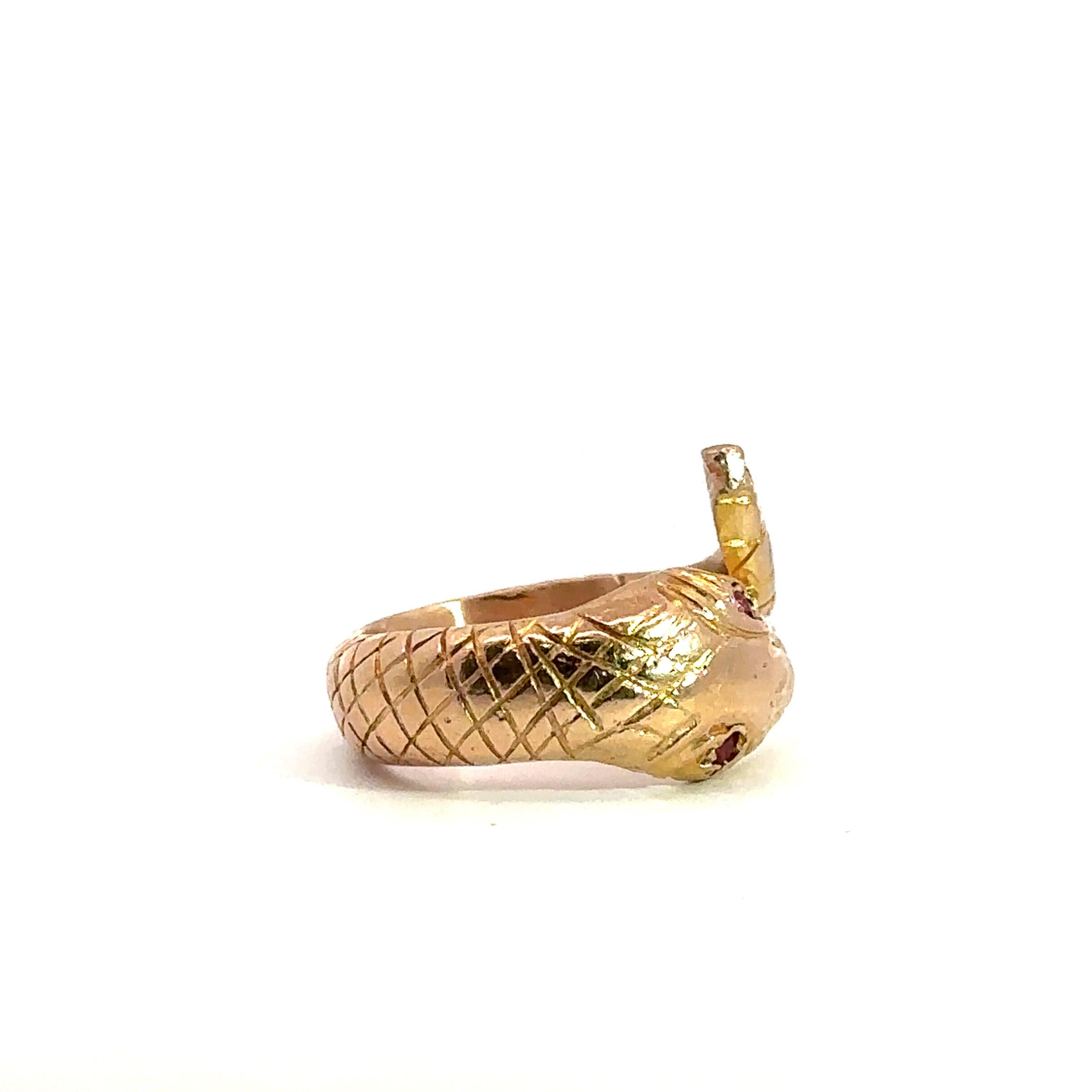 Vintage Ruby Snake Ring in 14KT Yellow Gold For Sale at 1stDibs