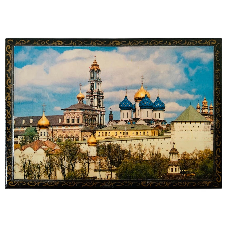 Vintage Russian Hand Painted Lacquered Wooden Box For Sale at 1stDibs