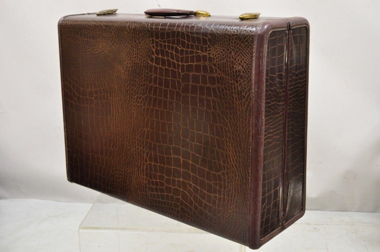 Vintage Samsonite Brown Leather Alligator Embossed Suitcase Luggage For ...