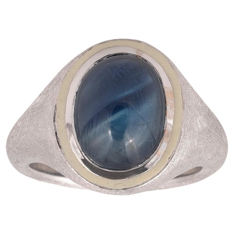 Vintage Sapphire Cabochon Ring For Sale at 1stDibs