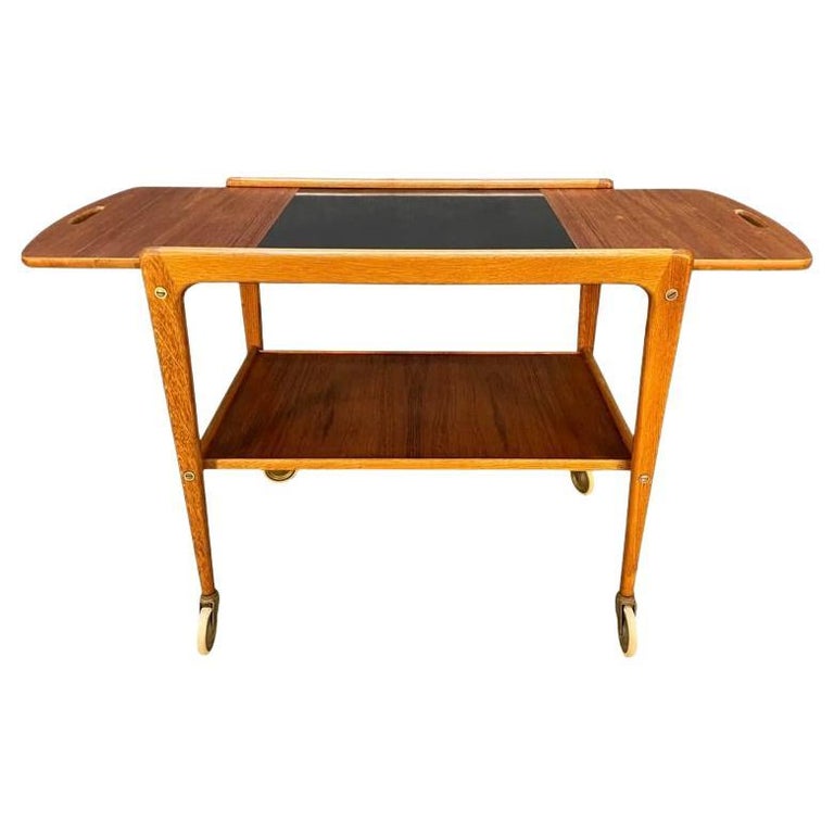 Chariot de cocktail scandinave moderne vintage en teck et chêne par ...