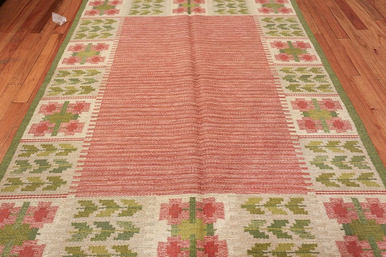 Vintage Scandinavian Rug at 1stDibs