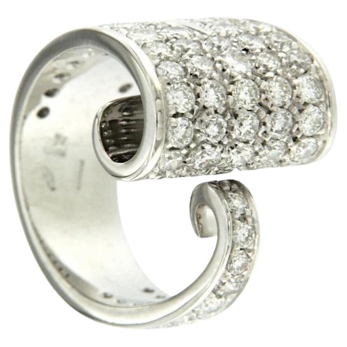 Vintage Scavia White Gold with Ring Diamonds For Sale at 1stDibs