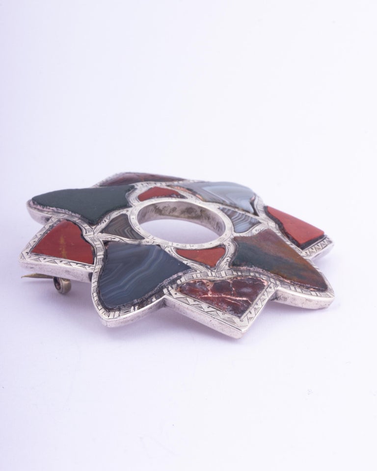 Vintage Scottish Agate and Silver Brooch at 1stDibs