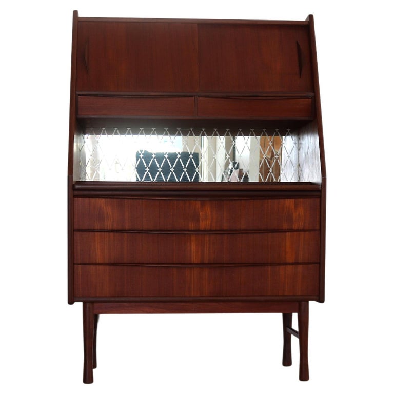 Secrétaire vintage cabinet teck 60s Danois En vente sur 1stDibs