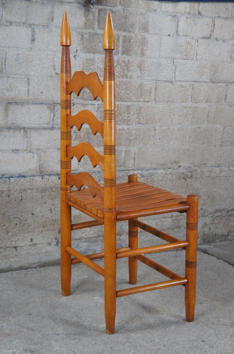 Vintage Shaker Arts and Crafts Oak Ladderback Side Accent Chair For Sale at 1stDibs