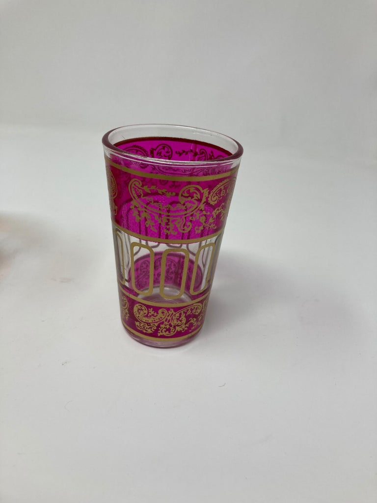 Vintage Shot Glasses with Gold Raised Moorish Design For Sale at 1stDibs