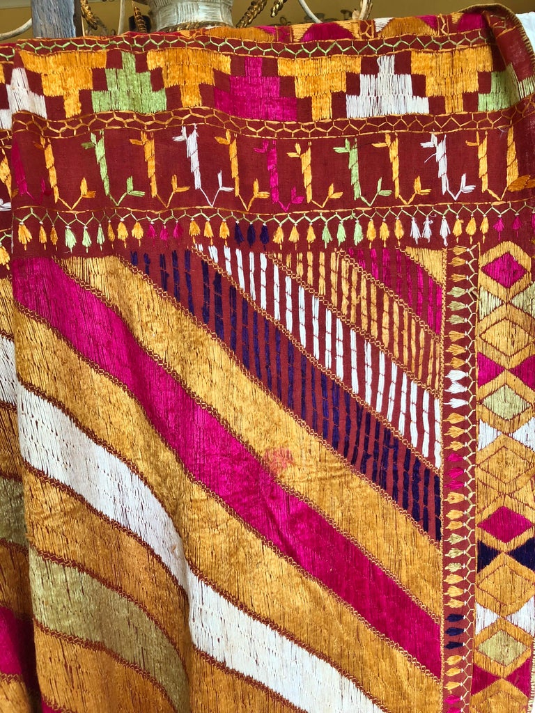 Vintage Silk Embroidered Phulkari Bagh Wedding Shawl. Punjab, India For ...