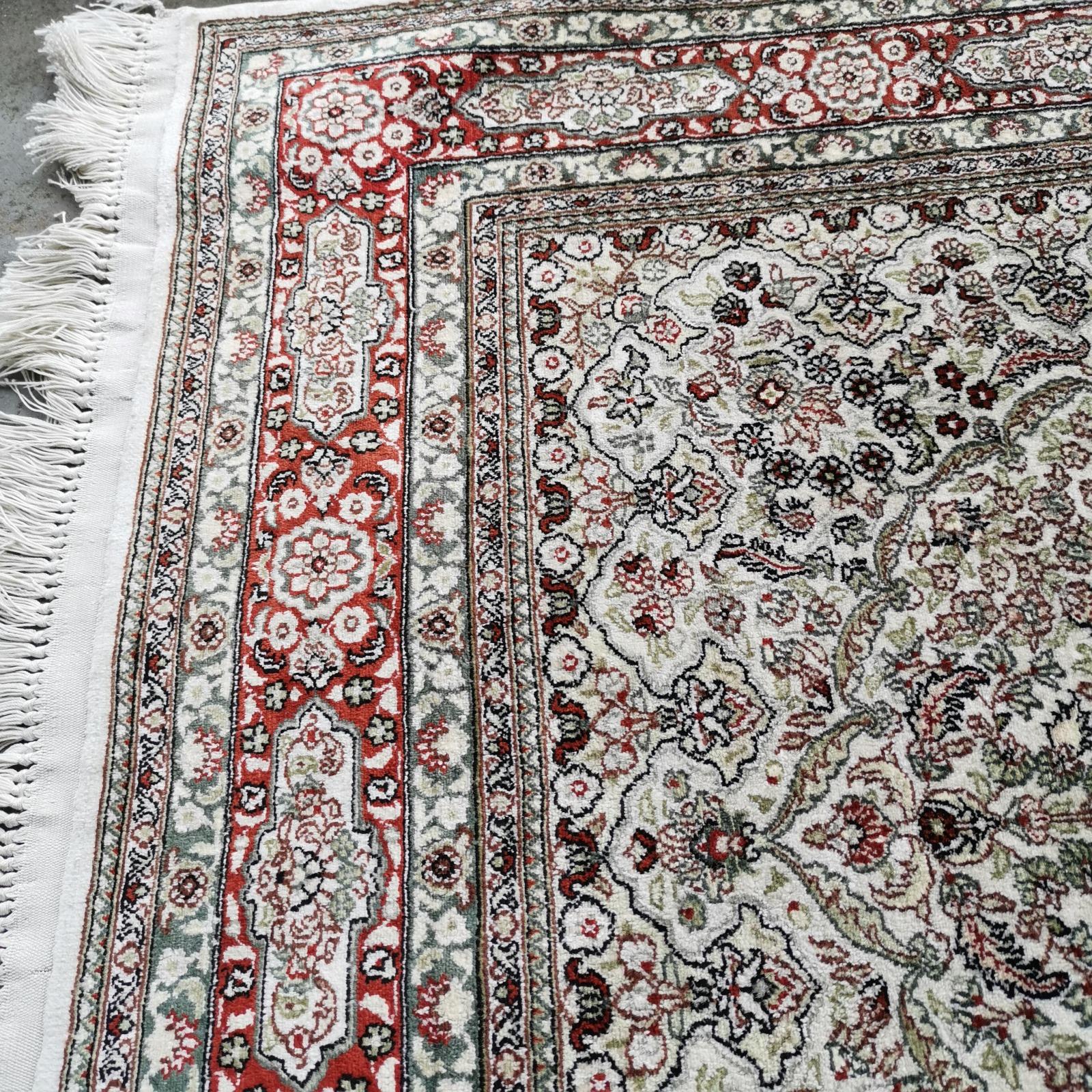 Vintage Silk Hereke Rug with Turkish Medaillon Design and Ottoman Style ...