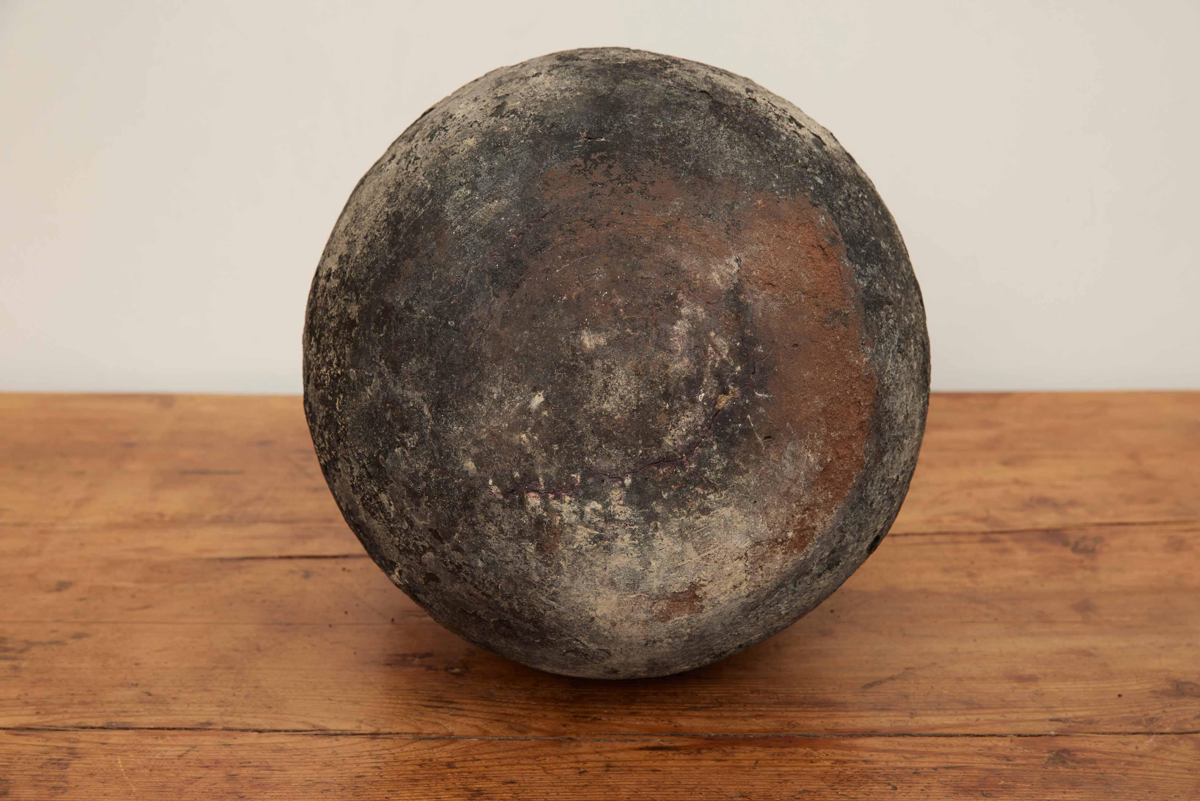 Vintage Small Black Olive Pot For Sale at 1stDibs