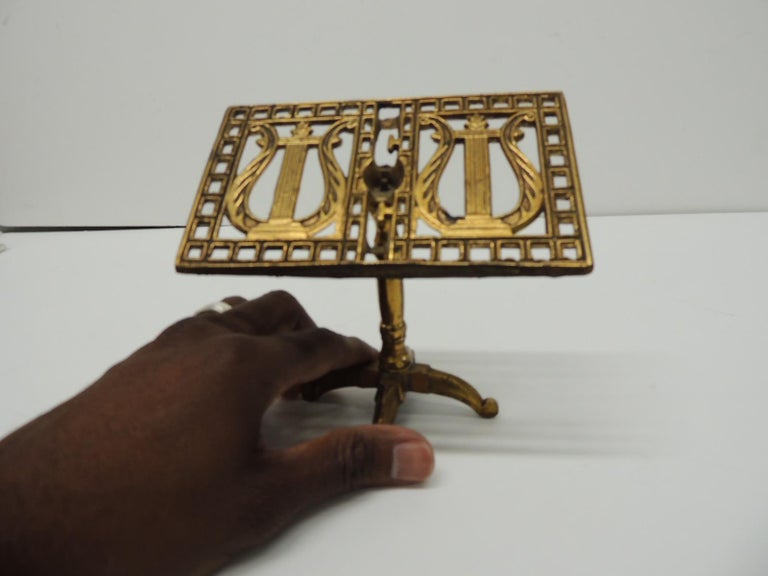 Vintage Small Brass Decorative Music Lectern For Sale at 1stDibs