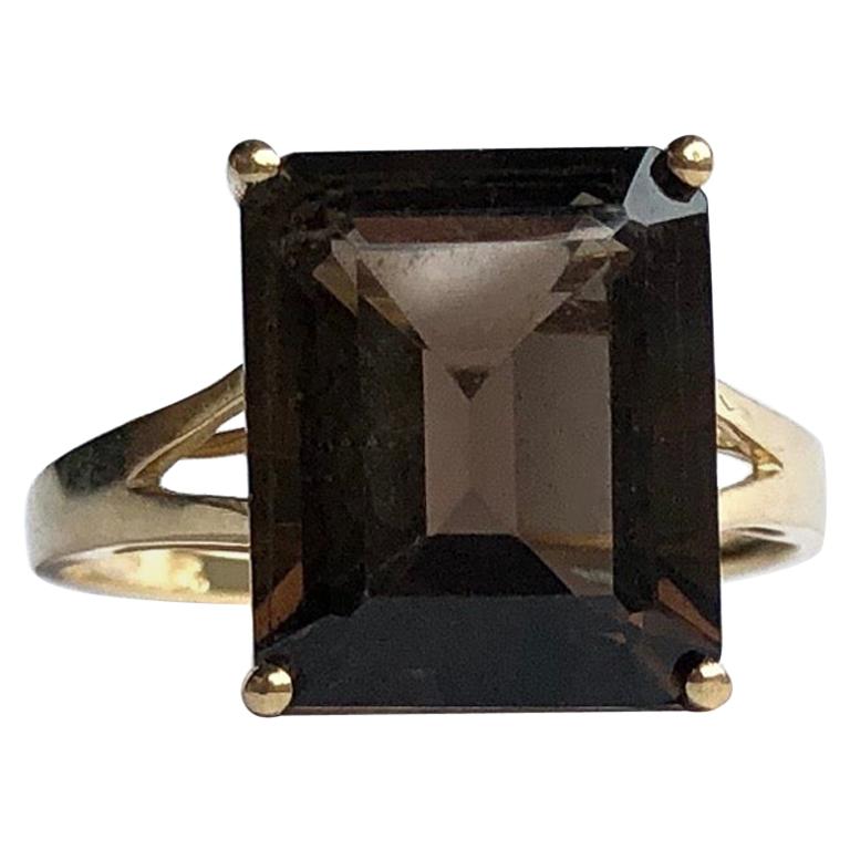 Vintage Smokey Quartz and 9 Carat Gold Cocktail Ring at 1stDibs