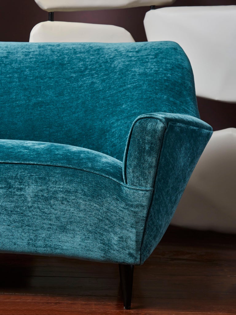 Vintage Sofa by Ico Parisi at 1stDibs | wall design