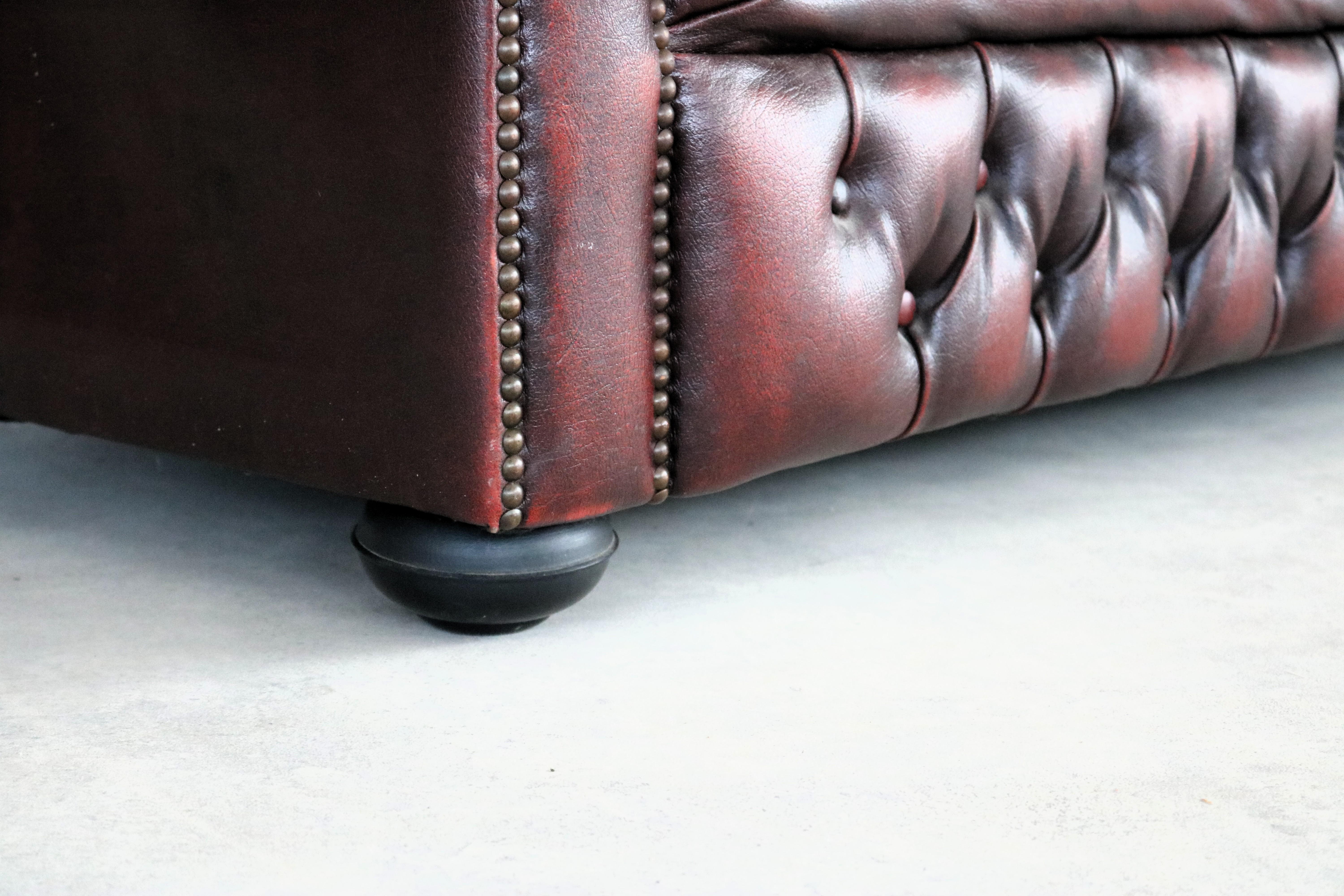 vintage sofa chesterfield 2-seater 70's For Sale at 1stDibs