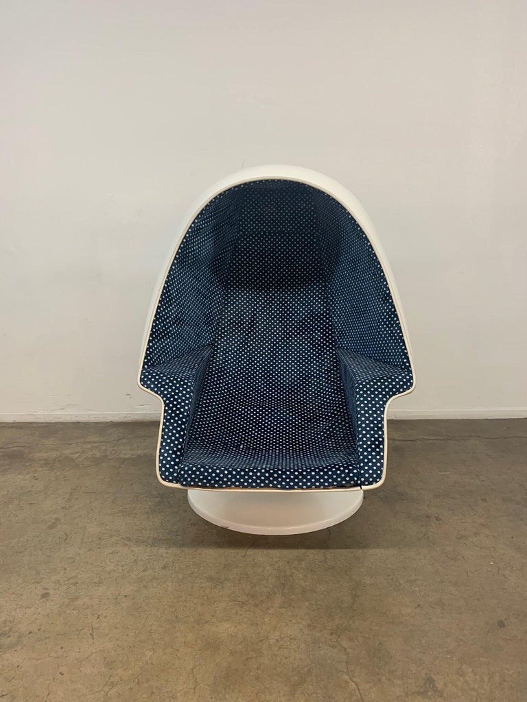 Vintage Space-Age Egg Chair, Original Upholstery For Sale at 1stDibs