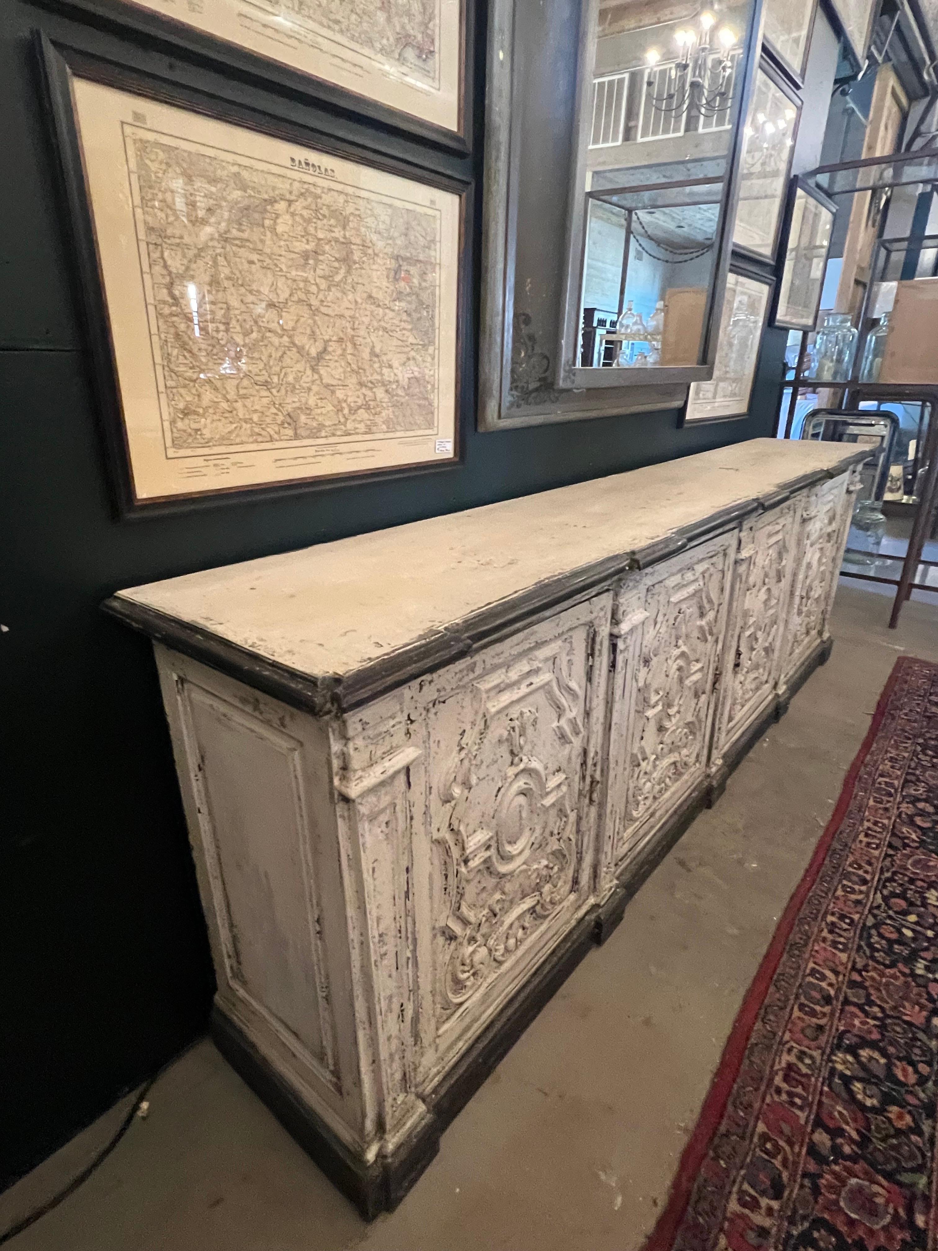 Vintage Spanish Distressed Buffet Sideboard For Sale at 1stDibs