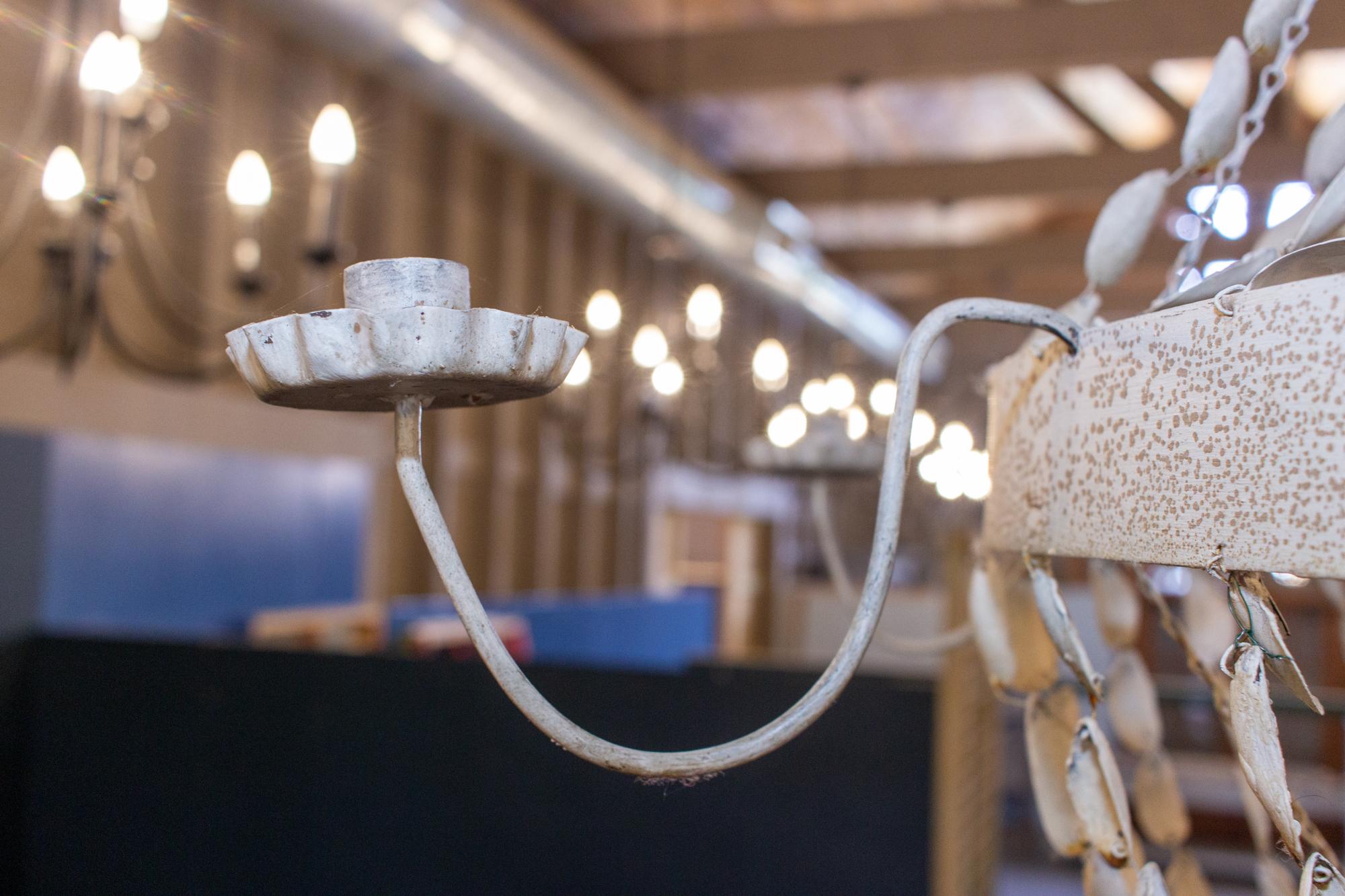 Vintage Spanish Painted Metal and Seashell Chandelier with 8 Candelabra ...