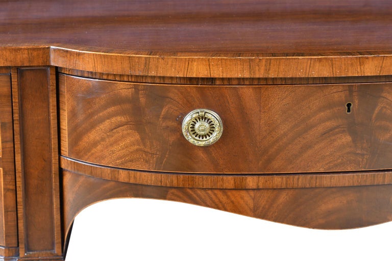 Vintage Stately Homes Sheraton-Style Sideboard in Mahogany by Baker ...