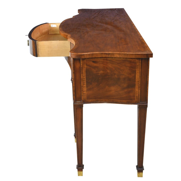 Vintage Stately Homes Sheraton-Style Sideboard in Mahogany by Baker ...