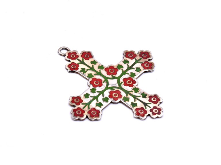 Vintage Sterling Silver Enamel Floral Cross Pendant For Sale at 1stDibs