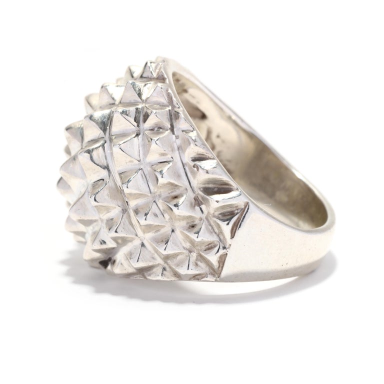Vintage Sterling Silver Pyramid Spike Dome Ring For Sale at 1stDibs