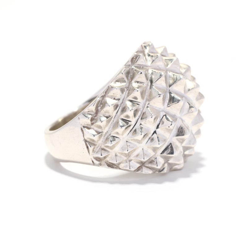 Vintage Sterling Silver Pyramid Spike Dome Ring For Sale at 1stDibs