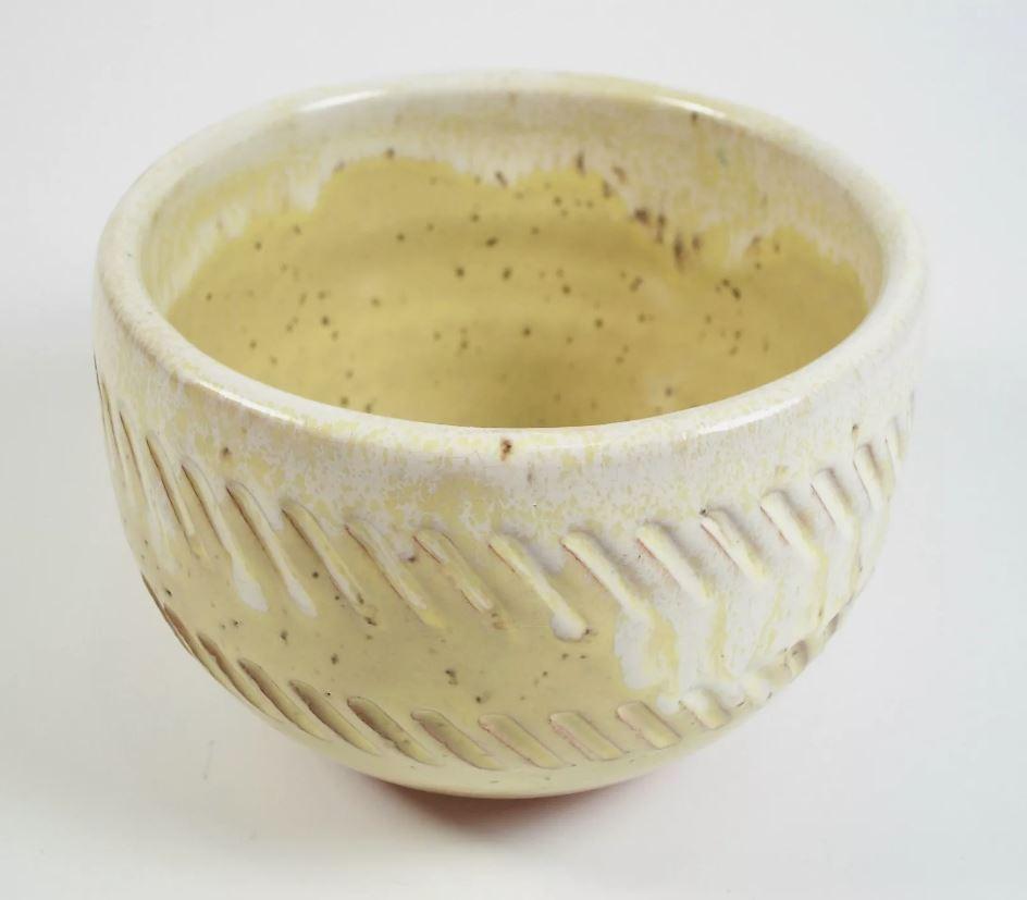 Vintage Studio Pottery Bowl - Incised Decoration - Unsigned - Mid 20th ...