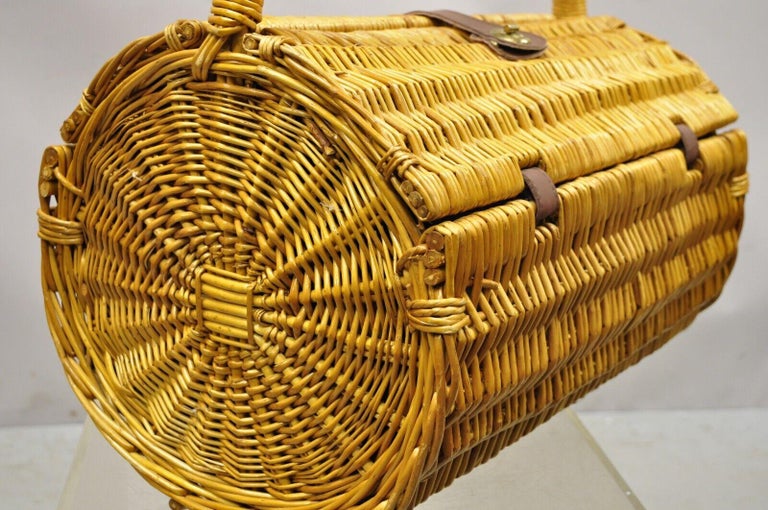 Vintage Style Cylinder Deluxe Wicker Picnic Basket, Svc for 2 For Sale ...