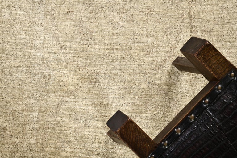 Vintage Style Rapture Collection Agra Design Rug For Sale at 1stDibs