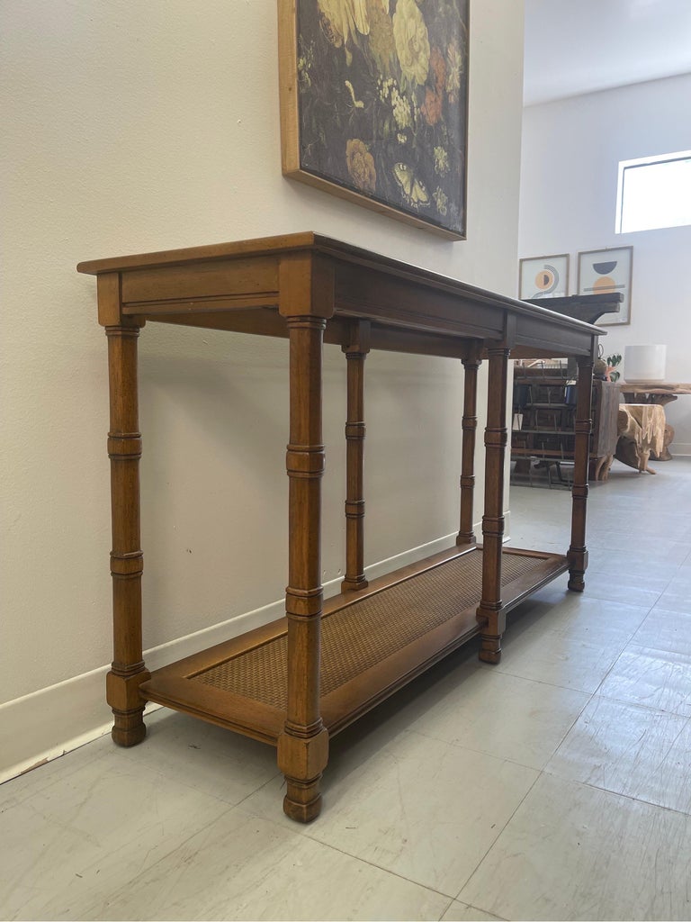 Vintage Style Table Stand For Sale at 1stDibs